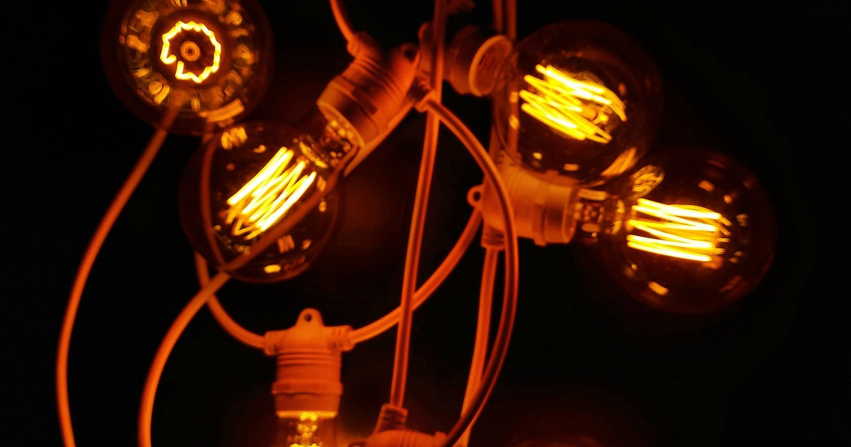 Lielo vintage Edisona spuldžu virtene 15m | noma | SkanaGaisma.lv